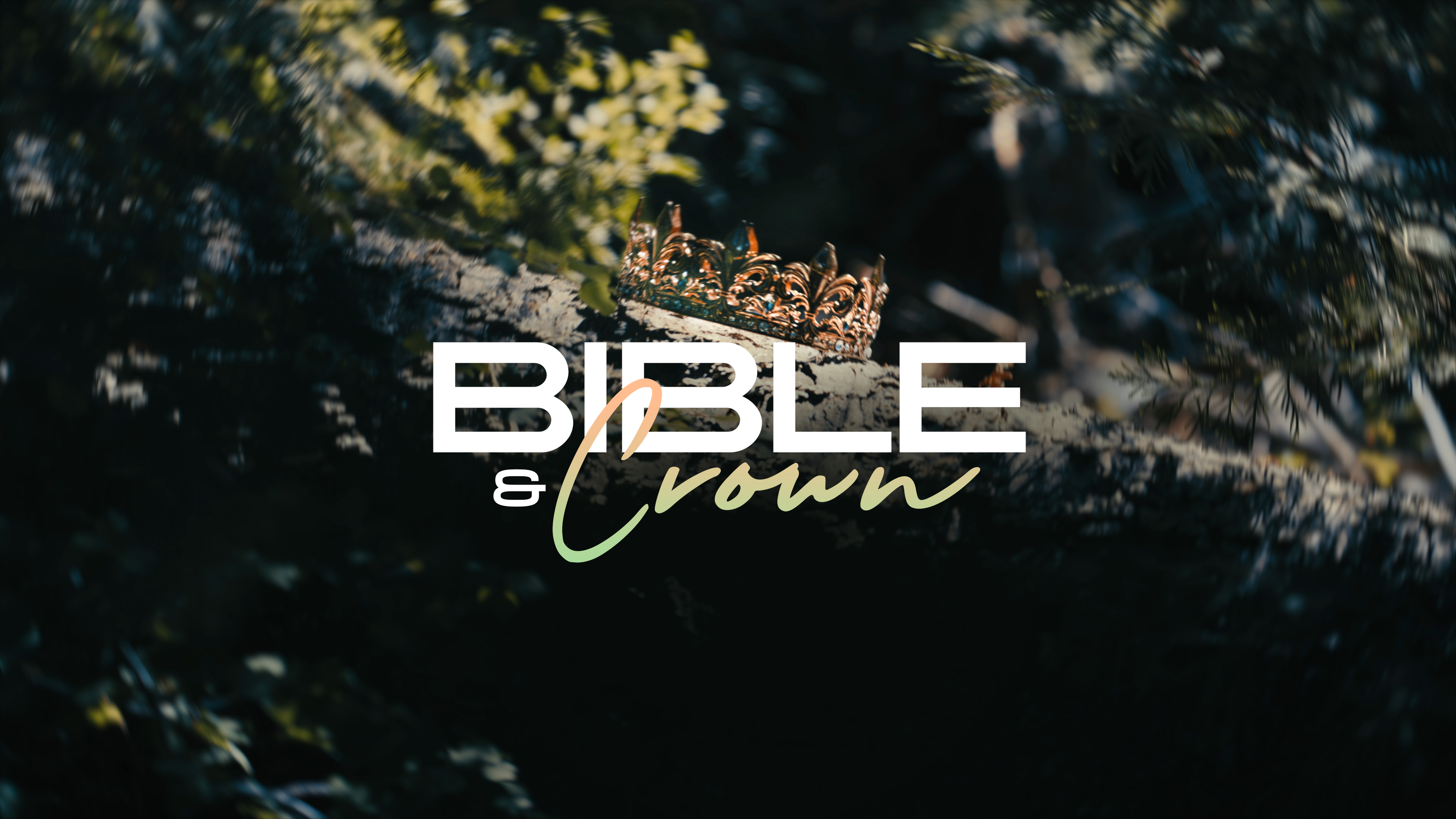 Bible & Crown | Visual Church | WorshipHouse Media