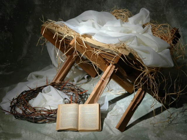 Christmas Long Loop | Hyper Pixels Media | Playback Media Store